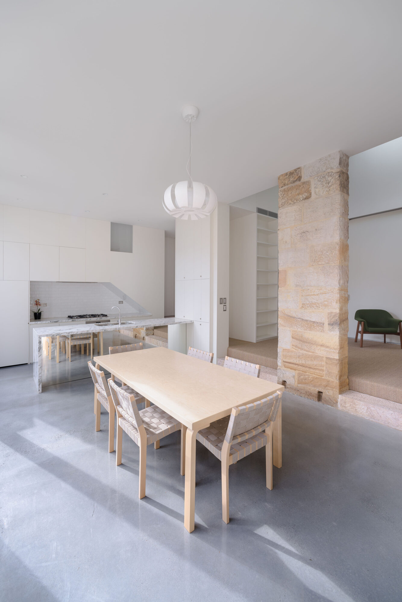 Sydney Sandstone | Carter Williamson